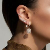 China White CZ Earrings 925 Sterling Silver Classic Style For Engagement And Wedding for sale