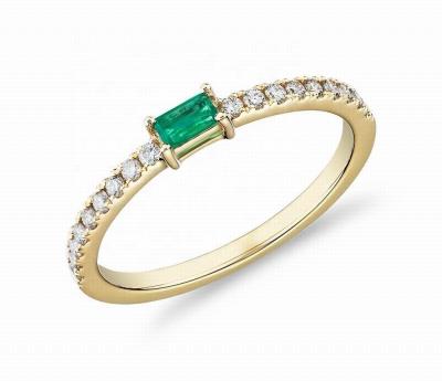 China Fine Jewelry 925 Sterling Silver Ring with Green or White Stones and 18K Gold Plating for sale