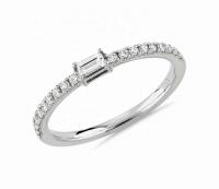 China Fine Jewelry 925 Sterling Silver Ring with Green or White Stones and 18K Gold Plating for sale