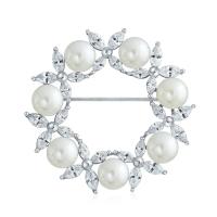 China Gold Plated Leaf Circle White Pearl Brooch 925 Silver Luxury Brooches For Women for sale