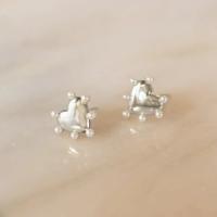 China Heart Shape Pearls Stud Earrings Handmade In 925 Sterling Silver 14K Gold For Girls Fashion Fine Jewelry for sale