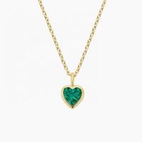 China Classic 925 Sterling Silver Heart Shaped Emerald Bezel Pendant Necklace for sale