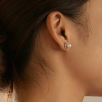 China 925 Sterling Silver Flower Design Earrings with Micro-Inset Zircon and 14K Gold Plated Korean Style Stud Earrings for sale