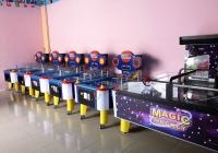 China Commercial 4-Player Air Hockey Game Machine 178x130x162cm with Multi-Ball Mode and US Plug for sale
