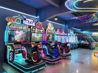 China Dreamland Double Motorcycle Racing Arcade Machine with 42 Inch HD Screen and 266×230×270 CM Dimensions for sale