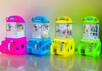 China 55×47×110cm Coin Operated Mini Claw Crane Machine with CE Certification for 2-Player Arcade Entertainment for sale