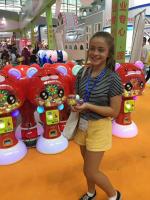 China Kids Capsule Toy Prize Game Machine 52×60×120cm 220V/60W with CE Certification for Arcades and Shopping Malls for sale