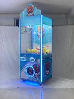 China Dreamland Coin Operated Claw Machine 80x80x200cm CE Certified Arcade Game for sale