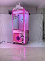 China Dreamland Coin Operated Claw Machine 80x80x200cm CE Certified Arcade Game for sale