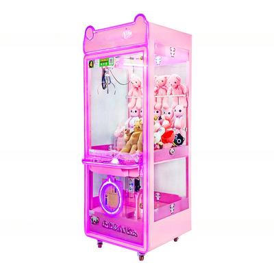 China Dreamland Coin Operated Claw Crane Machine 80x80x200 cm CE Certified Plush Toy Vending for Arcade for sale