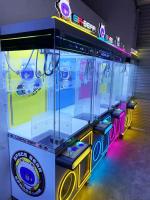China Luxury Coin Operated Claw Crane Machine 78x70x220cm CE Certified ODM OEM Arcade Toy Vending for sale
