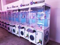 China Luxury Coin Operated Claw Crane Machine 78x70x220cm CE Certified ODM OEM Arcade Toy Vending for sale