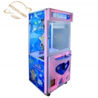 China Dreamland Coin Operated Crane Claw Machine 90x80x200 cm for Amusement Park for sale