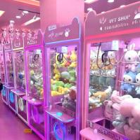 China Dreamland Coin Operated Claw Crane Machine 80x80x200 cm with Bill Acceptor CE Certified for sale