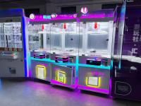 China Dreamland Children Coin Operated Arcade Clamp Prize Machine 84x70x197cm CE Certified for sale