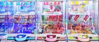 China Dreamland 40 Clips Coin Operated Claw Machine 85x100x210 cm CE Certified for sale