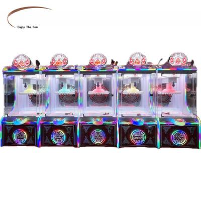 China Dreamland Coin Operated Claw Crane Machine 85x100x210cm CE Certified Prize Vending for sale