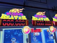 China Dreamland 24 Seconds Challenge Coin Operated Prize Machine 85x90x225cm CE Certified Arcade Gift Cutter for sale