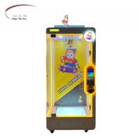 China Dreamland Coin Operated Claw Crane Machine 78x70x220cm CE Certified Prize Vending for sale
