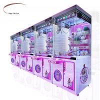 China Dreamland Coin Operated Claw Machine 78x70x220cm Prize Gift Vending Machine with CE Certificate for sale