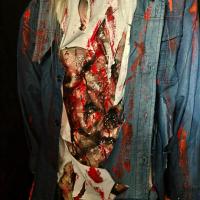 China Haunted Houses Hanging Ghost Halloween Decoration Animatronic Prop With Horror Sound for sale