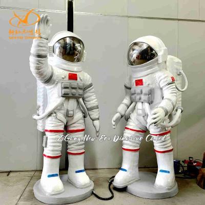 China Customized Shape Electric Astronaut Animatronic Model For Educational Events for sale