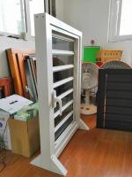 China Aluminum Glass Louver Windows with Sound Insulation Function and Customized Design for sale