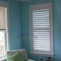 China Plastic White Sunscreen Horizontal Louver Plantation Shutters with Economic Advantage for sale