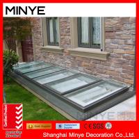 China Thermal Break Aluminum Roof Skylight with Chain Winder 3.0mm Profile Thickness for sale