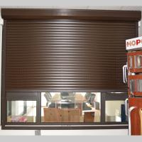China Smooth Manual Garage Operation with Customized Colors Aluminum Roller Shutter Door for sale