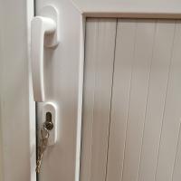 China EPDM Rubber Strip Surface Finished UPVC Vertical Hinged Door for PVC Gusset Door 6063-T5 for sale