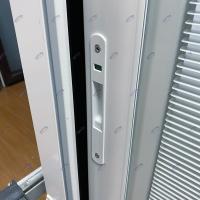 China Villa Sliding Door with Built-In Glass Blinds Waterproof Aluminum Alloy 1200mm for sale