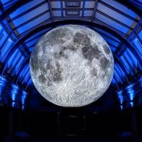 China Giant Advertising Decoration Inflatable Moon Model Large Inflatable Moon Balloon with Led Light for sale