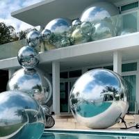 China Outdoor Affordable Big Shiny Balls Inflatable Silver Smooth Shiny Ballse Balls for Event for sale