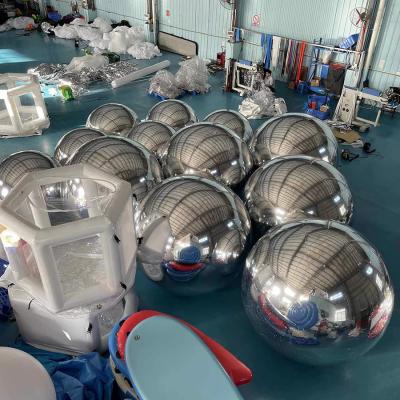 China Commercial Decorative PVC Inflatable Ball Handing Festival Inflatable Mirror Ball Big Shiny Inflatables Ball for sale