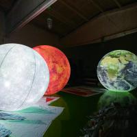 China Large Inflatable Moon Balloon For Decoration balloon inflator machine air pump electric inflatable human balloon for event for sale