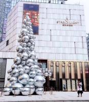China customized inflatable Christmas decoration big hanging glass mirror ball christmas mirror balls for sale