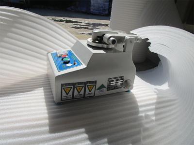 China Abrasion Wheel Pilling Tester Machine Rotating Speed Adjustable 60~72r/min Space Between Wheels 52.5mm for sale