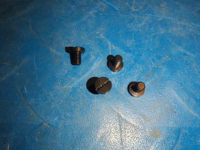 China 911-232-132, 911232132, 911.232.132 Special Screw M5x0.5×7.5 for sale