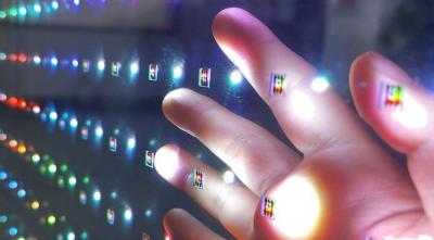 China Transparent Glass LED Screen P3.91mm Holographic Series Refresh 3840Hz for sale
