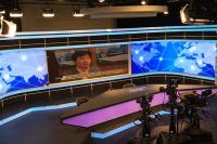 China ISO14001 Curved Led Displays P2mm SMD1515 Led Video Wall Studio for sale