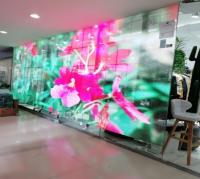 China 16.7 Trillion Back Led Window Display Screen 220W/ M2 P7.8 High Brightness for sale