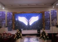 China 900cd Indoor Full Color Led Screen Rental 65410 Pixels Led Matrix Wall CCC for sale