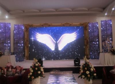 China 900cd Indoor Full Color Led Screen Rental 65410 Pixels Led Matrix Wall CCC for sale