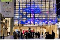 China P7.8mm RGB 3IN1 Transparent Glass Led Screen Advertising Display 1000cd for sale