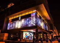 China 5000cd/ M2 Transparent Glass LED Screen Panel 1/ 11 Scan P5.6 LED Mesh Curtain for sale