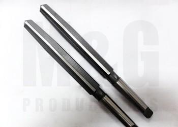China Bridge HSS Reamer Taper Shank Straight Or Spiral Flutes For Structural Iron for sale