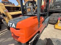 China Used TOYOTA 3ton 5ton diesel Engine Forklift good Price in Shanghai for sale