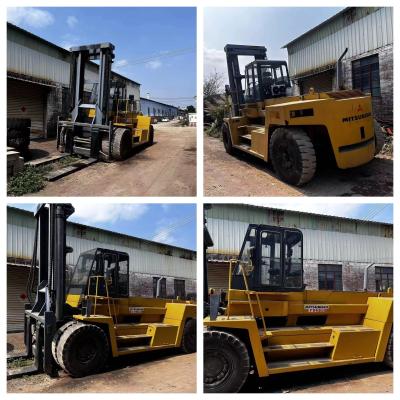 China Mitsubishi FD300 30 Ton Diesel Forklift Heavy Duty Used Forklift Truck Steel Mill Material Handling Equipment for sale