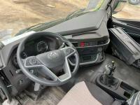 China Unsold Car SAIC HONGYAN GENHOO 428HP Dump Truck 8x4 Drive Mining Grade Tipper Heavy Load Transport Equipment for sale